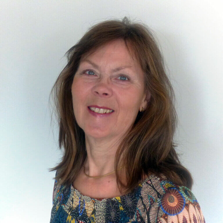 Freija tematräff 19/9: Kvinna mitt i livet och hormonerna. Vad händer i ...